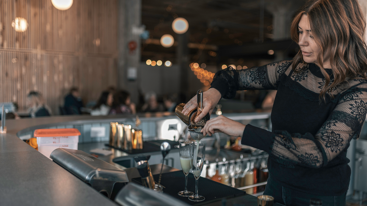 Woodside Cocktail Bar - Twin City